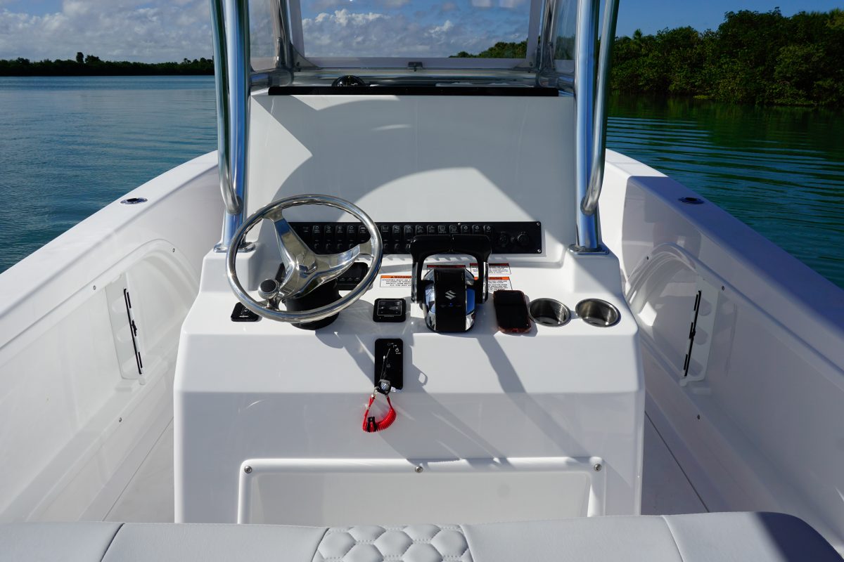 280 STX Center Console - Twin Vee